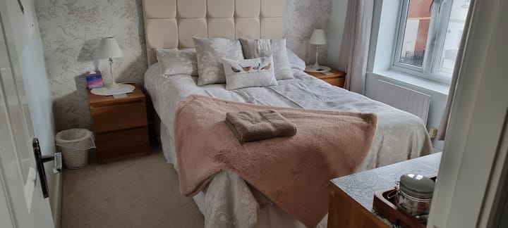 Laura Ashley Styled Room, North Swindon - Swindon