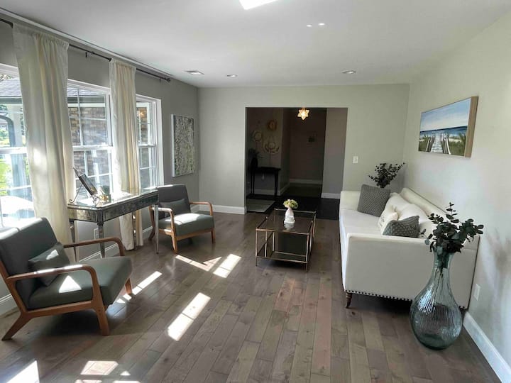 Updated Lakeside Retreat - Charleston, SC