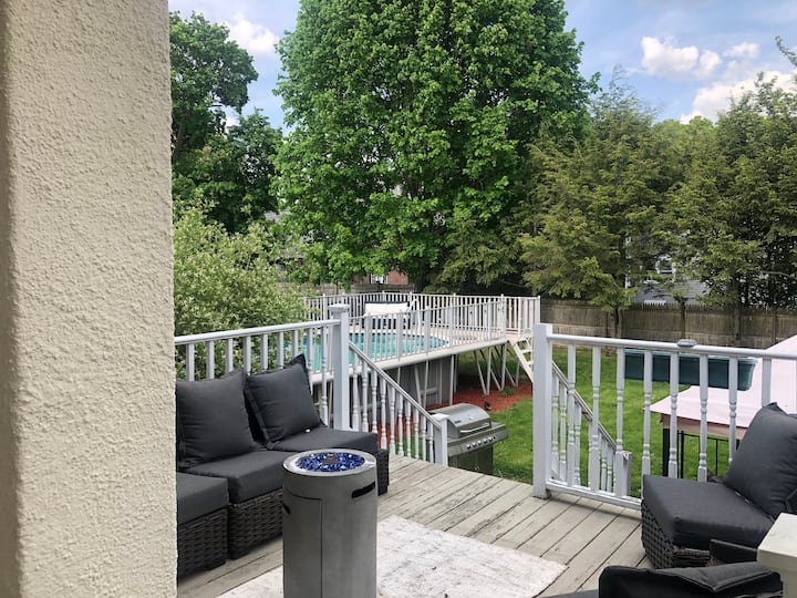 Great For Large Families Pool 3 Br/2.5 Bath Home - Brockton