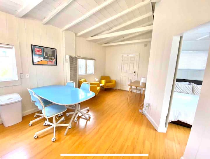 La Jolla 1 Bd Cottage, Blocks From Ocean And Shops - San Diego, CA