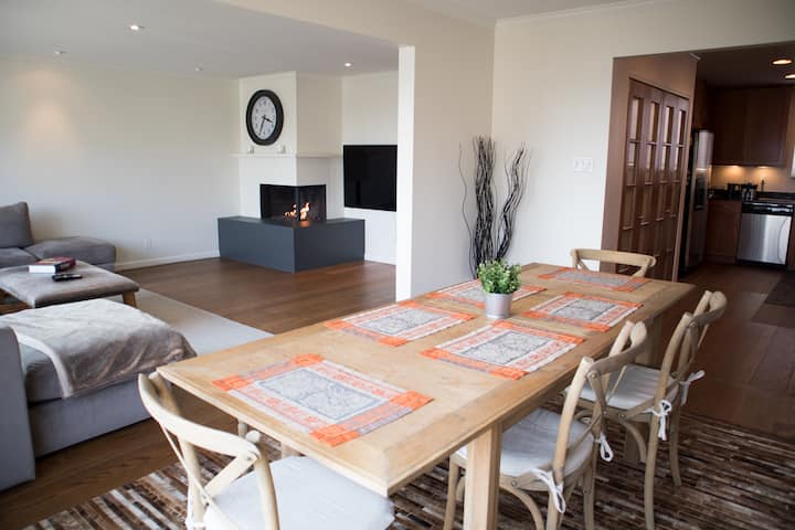 Spacious Room In A Noe Valley Condo With A View - San Francisco, CA