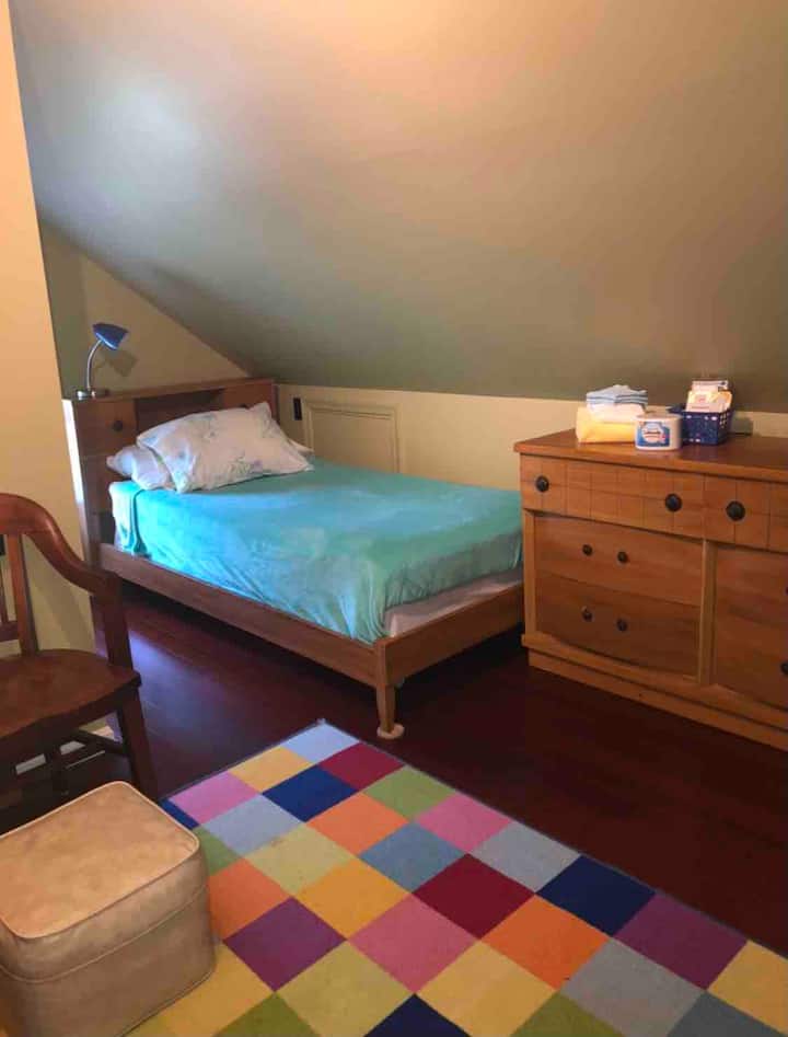 Home Away From Home- Single 2 Beds - Gettysburg