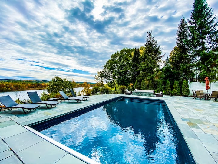 Saratoga Lake Luxury Home Mins From Everything - Saratoga Springs, NY