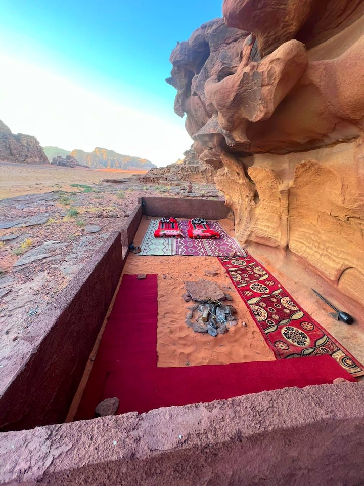 Local Guide Cave With Tour - Jordanie