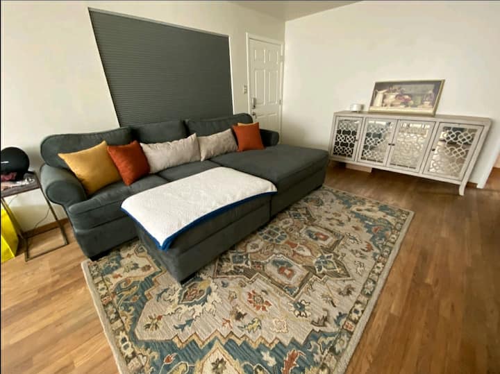 Your Home Away From Home. Its A Three Bedroom Home With All The Comforts Of Home. This Home Is Close To Shopping, Downtown Lodi, Wineries, Parks & Lodi Lake. Features Top Of Line Mattresses. Home Has Been Fully Remodeled For Added Comfort. - Lodi, CA