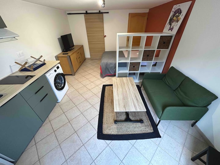 Studio Meublé , Tout Confort - Divonne-les-Bains