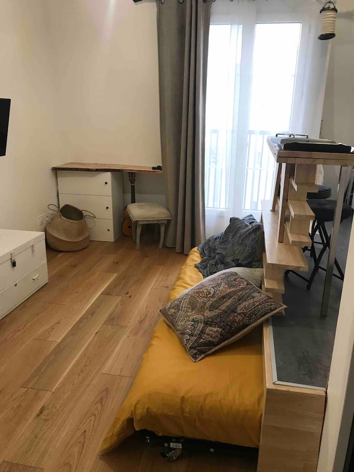 Paris Centre, Studio Calme Vue Sur Le Sacré Cœur - Quartier de Belleville