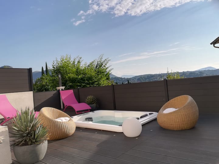 Belle Maison 3 Pièces à Louer Dans Copropriété - Vence