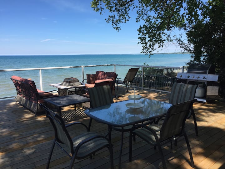 Incredible Retro On Beach With Incredible Views - Collingwood