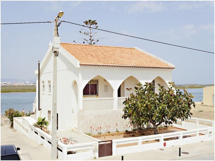 Lazaro Beach House - Faro