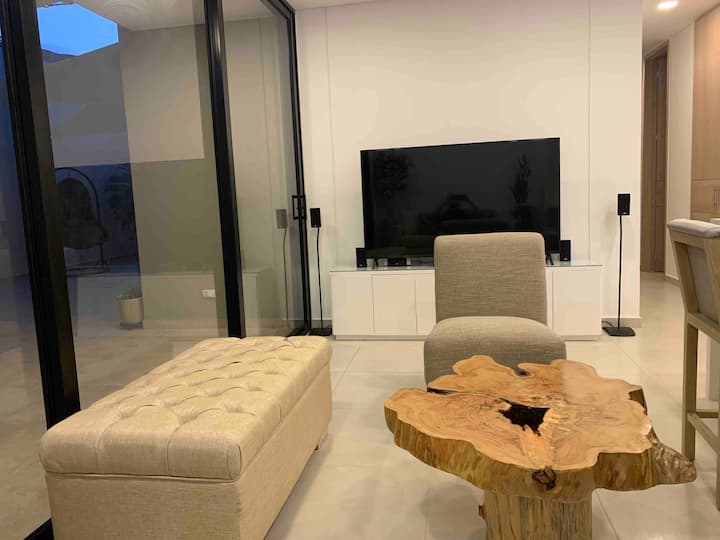 New Lovely  3 Bedroom Apartment - Cali