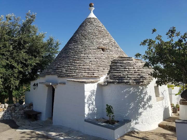 Antico Trullo Immerso Nella Campagna - Alberobello
