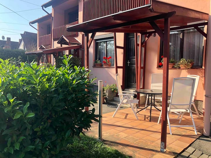 Három Hálóteres, Hatszemélyes Apartman - Szombathely