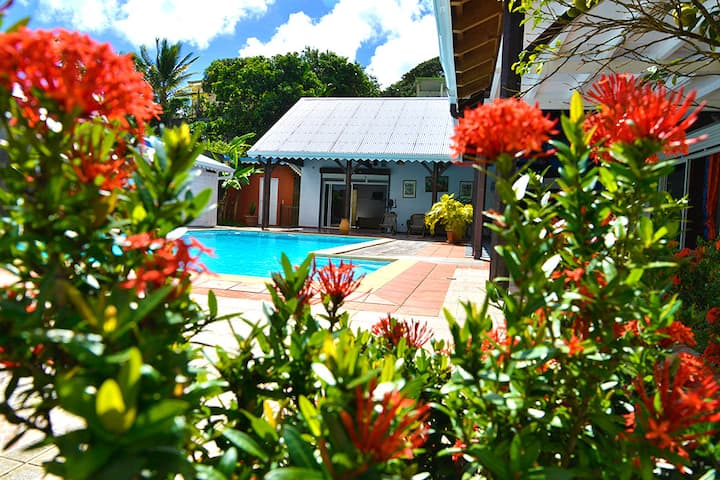 Villa La Sirene  Et Son Charmant Bungalow - Fort-de-France