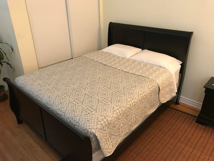 Spacious And Private Bedroom - Venice Beach, CA