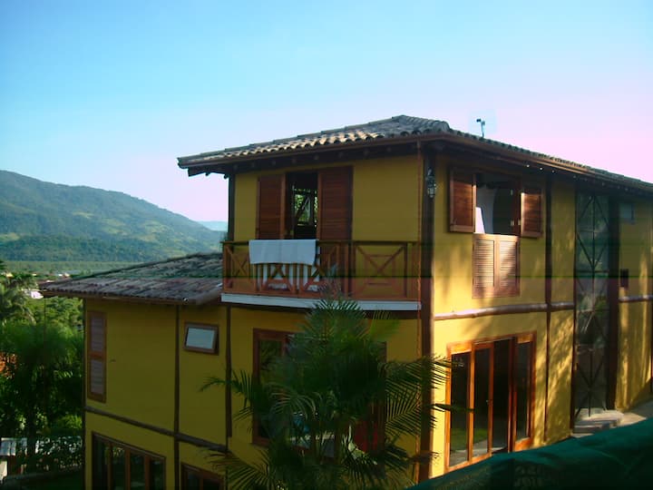 Eanna House - Ensuite Torre - Paraty