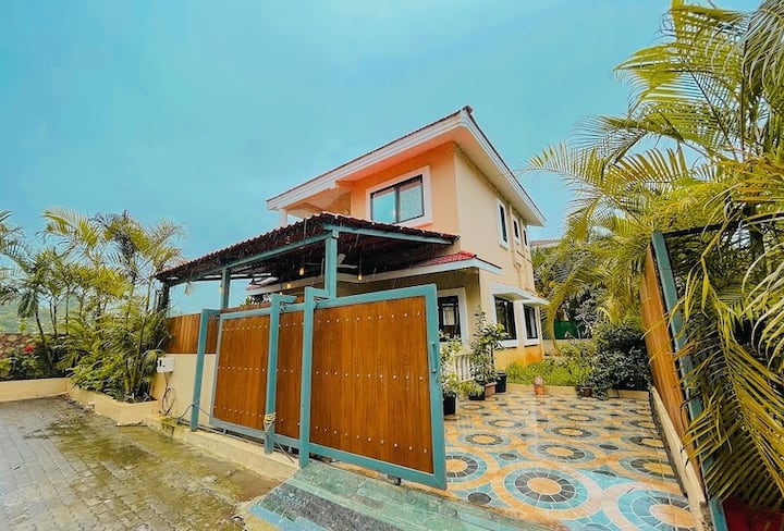 Corner House, Lonavla By Meheru-4 Bhk Villa-pool - 洛納瓦拉
