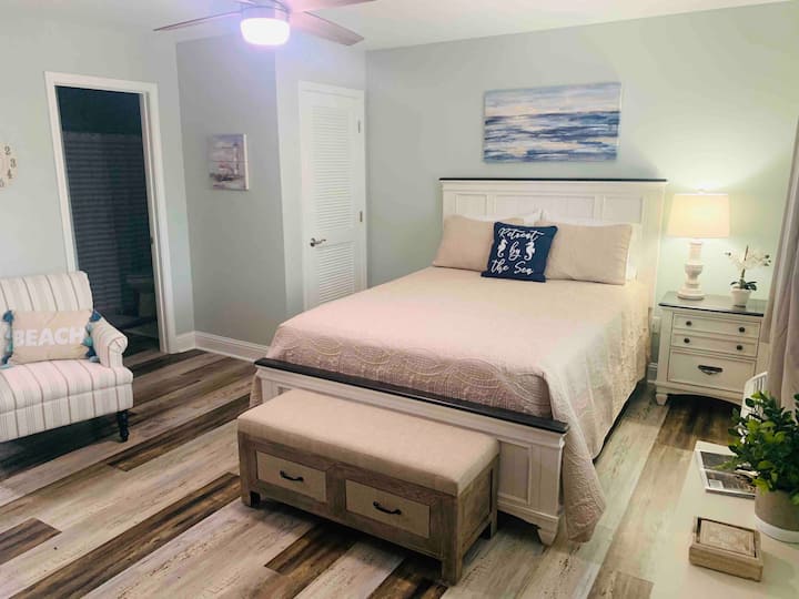 Gulf Coast Retreat-short/long Term Va Welcome - Biloxi, MS