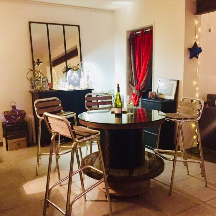 Entre Bordeaux Et Saint ÉMilion Calme Et Douillet - Libourne