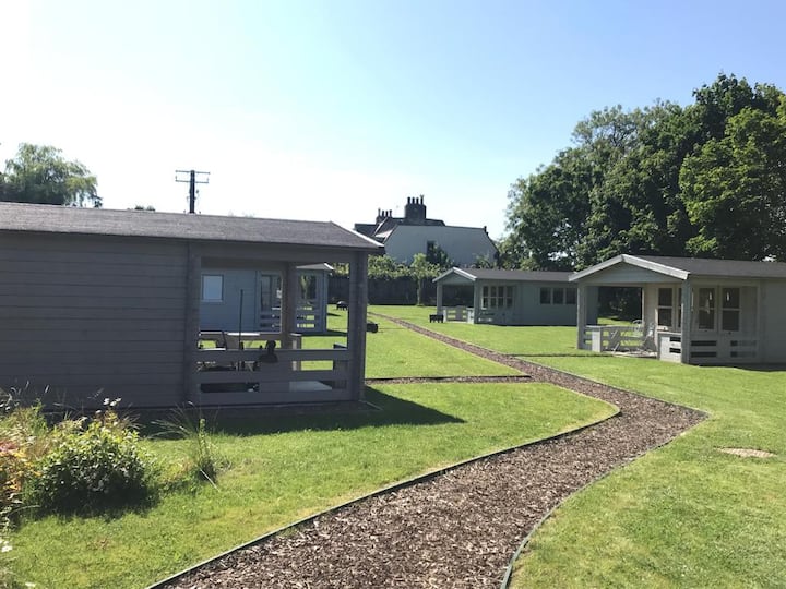 Beach Rose - Individually Designed Comfy Cabins - East Lothian