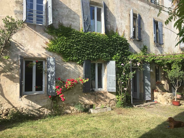 Maison Familiale Entière Avec Charme Et Piscine - Tarn