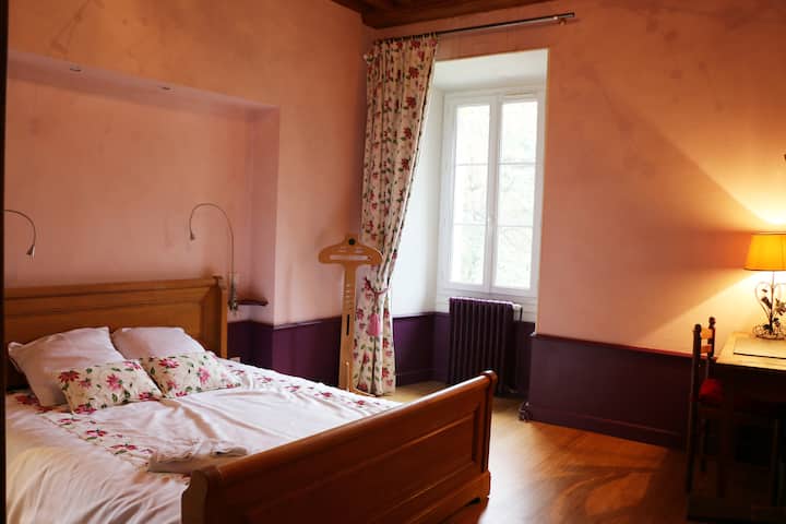 Chambre De Charme "Queen" - Domaine Du 13ème - Montmélian