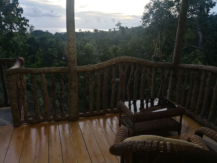 Hidden Valley Sunset Stonehouse - Lazi