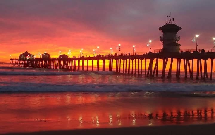 Huntington Beach Bungalow 2 Miles From Beach ,Spa - Huntington Beach, CA