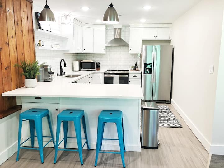 Moose Meadows Hideaway~ Breathtaking 2 Bdrm Home - Alyeska, AK