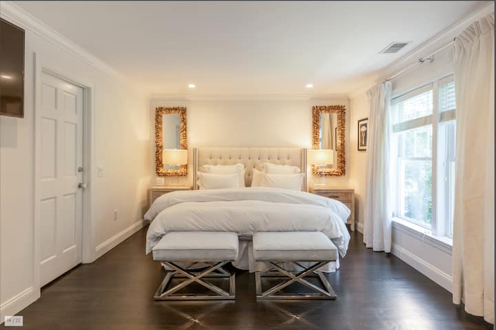 Sag Harbor Elegant Designers Home - 長島