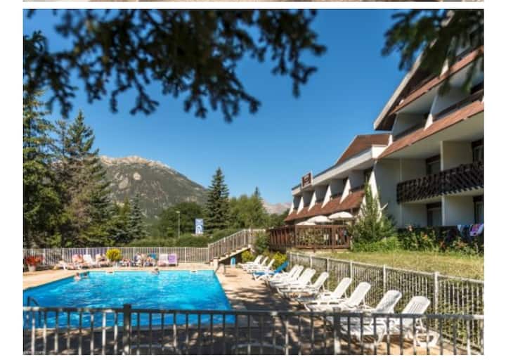 Chantemerle Joli Studio Plein Sud Arrivée Aleatoir - Serre Chevalier