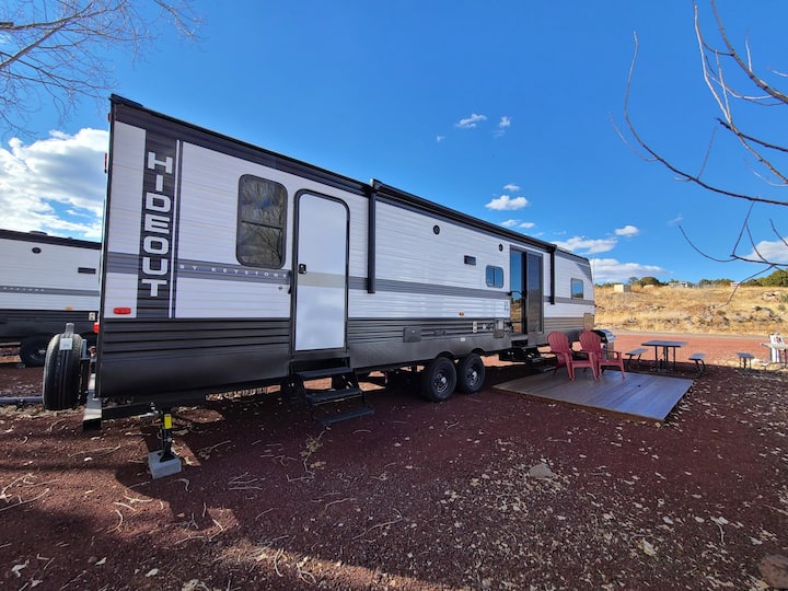 Grand Canyon Rv Glamping Adventure Suite - Williams, AZ