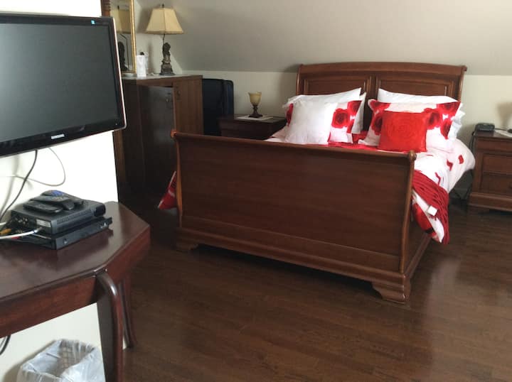 Suite De Deux Chambres Avec Salle De Bain Privée - Saguenay