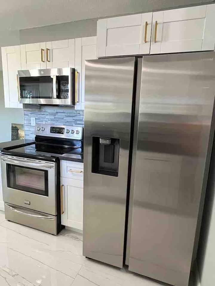 (1460c) Bedroom In Deerfield Beach (C) - Deerfield Beach, FL