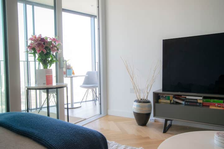 25th Floor | Cityscape View | Zone 1 - Bloomsbury