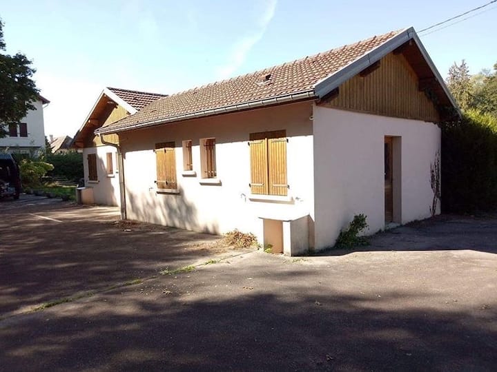 Agréable Maison à Proximité Des Stations Thermales - La Manufacture Royale