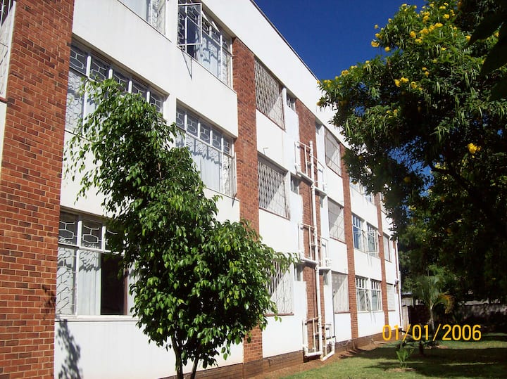 Flame Lilly Lodge - Zimbabwe