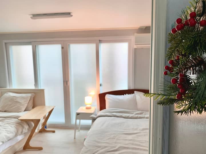 Gogo " Guui Station (Line 2) - 1min Walk - Seoul