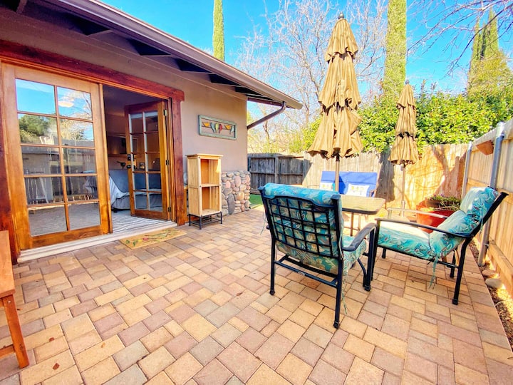 The Quirky Bird Centrally Located, Airport Vortex - Sedona, AZ