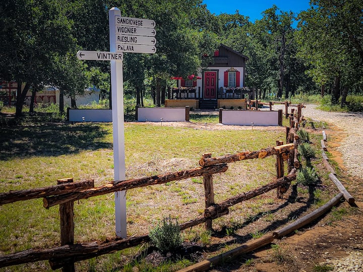 Top 12 Glamping Spots In Fredericksburg, Texas - Updated 2023 | Trip101