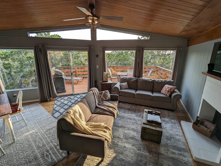 Blue Cove Mountain Retreat - Lake Medina Highlands, TX