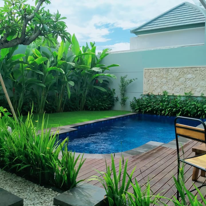 Jimbaran's 3br Villa Steal! Near The Airport - Sanur