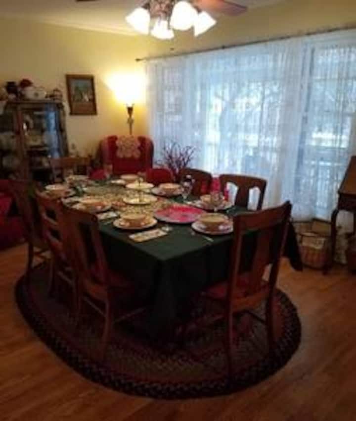 Best Deal Includes Meals.
Read Our Reviews2 - Kirkwood, MO