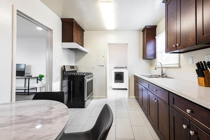 Cozy 1 Br Home Perfect Vacation! - Montebello, CA