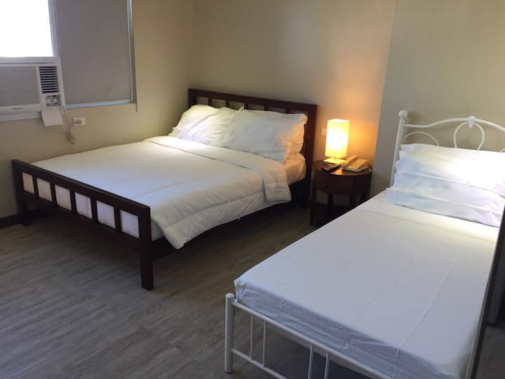 Golden Peak Condo(not Part Of Golden Peak Hotel) - Cebu