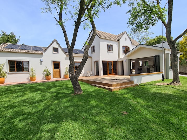 House In Picturesque Stellenbosch - Stellenbosch