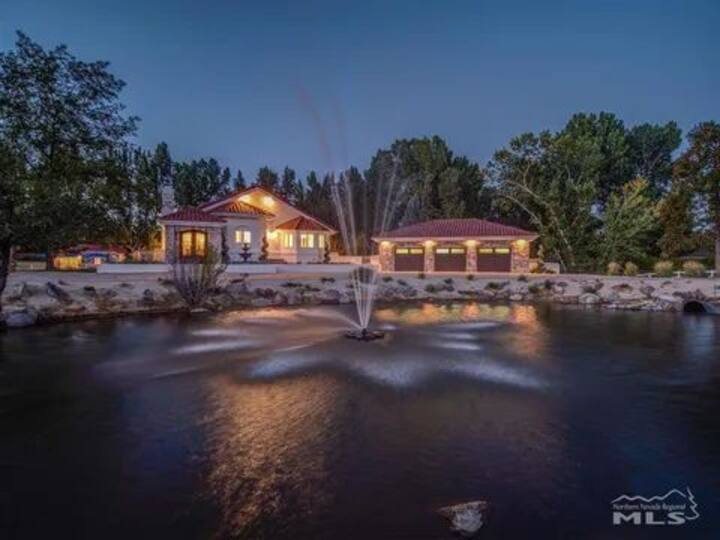 Luxury Reno Villa Estate - Reno, NV