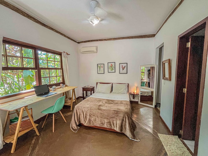 Tiny House Hibiscus - Paraty