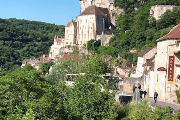 Jolie Chambre Au Coeur De La Cité Face Au Site . - Rocamadour