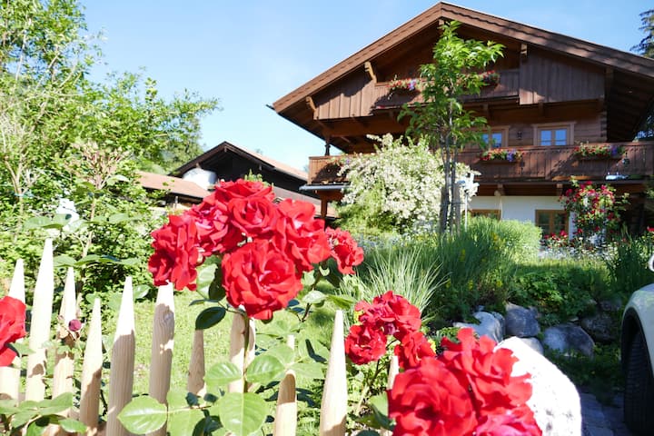 Ruhige Ferienwohnung Mit Großem Freisitz - Spitzingsee